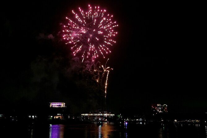 Surfers Paradise Sightseeing City Lights Cruise - A Deeper Look at the Surfers Paradise City Lights Cruise
