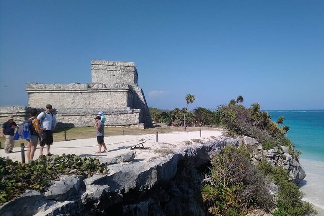 Swim with turtles + snorkelling + archaeological zone of Tulúm + cenote - The Experience of Guides and Transportation  