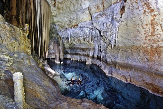 Swimming and Caving in Cova des Coloms - Key Points