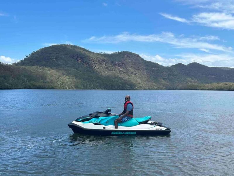 Sydney: 30 min Jet Ski Safari - The Guides and Safety Measures