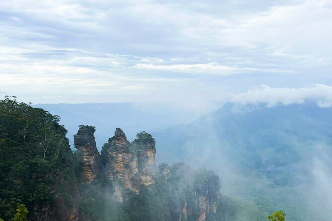 Sydney Blue Mountains Day Tour with Wildlife Park and Waterfalls - FAQ