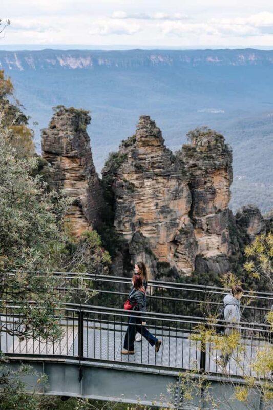 Sydney: Blue Mountains Scenic World, Wildlife Park and Lunch - Key Points