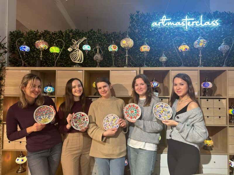 Sydney: Ceramic Plates & Bowls Paint and Sip Classes - FAQ