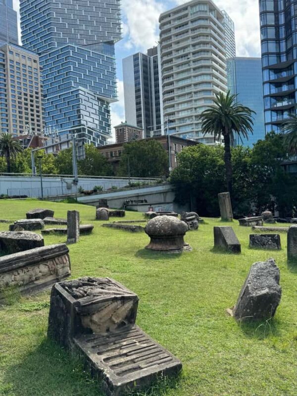 Sydney: City Highlights Walking Food Tour with Harbor Cruise - Key Points