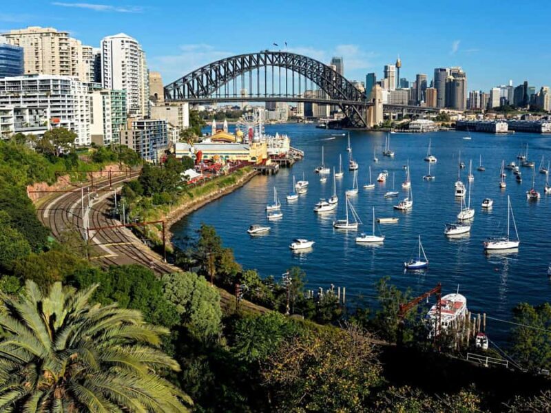 Sydney Coastal Highlights and Ferry Ride Half Day Tour - Key Points