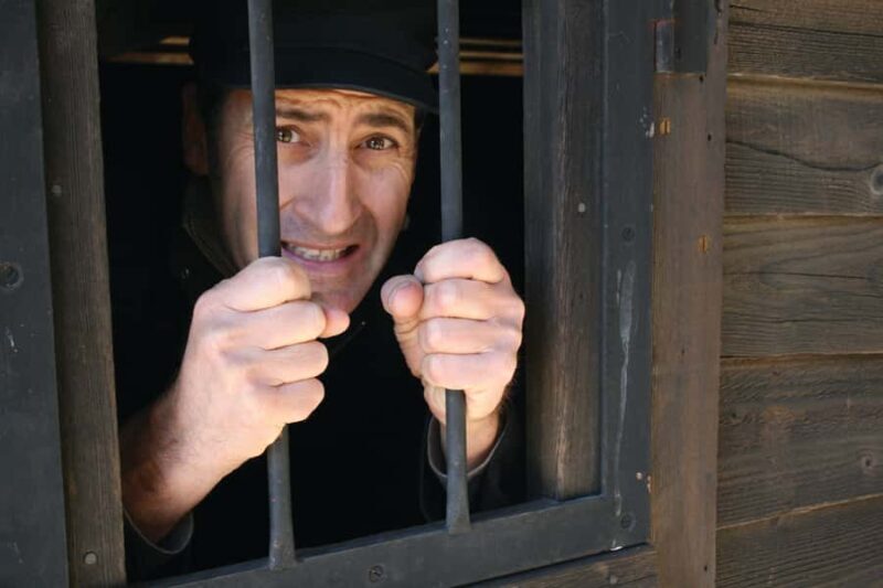 Sydney Harbor Tall Ship Convicts, Castles & Champagne Tour - What Makes This Tour Stand Out