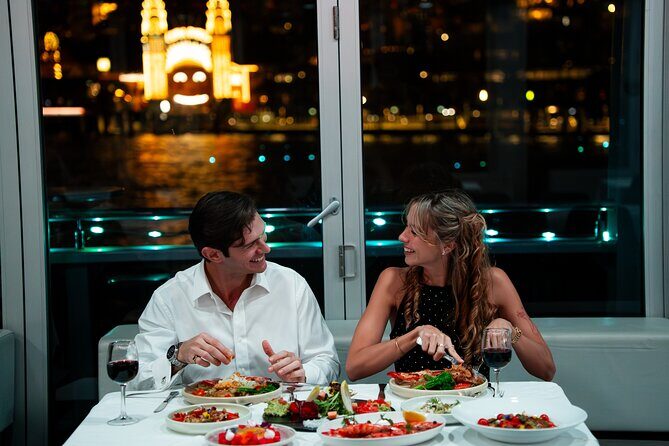 Sydney Harbour: 2h Glass Boat Dinner Cruise with Wine Pairing - Who Should Consider This Cruise?  
