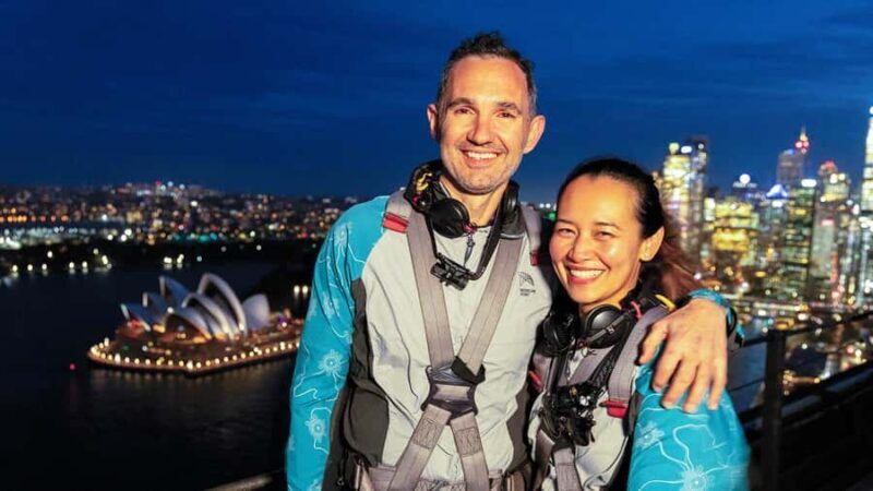 Sydney Harbour BridgeClimb: Summit Twilight - An In-Depth Look at the Sydney Harbour BridgeClimb: Summit Twilight