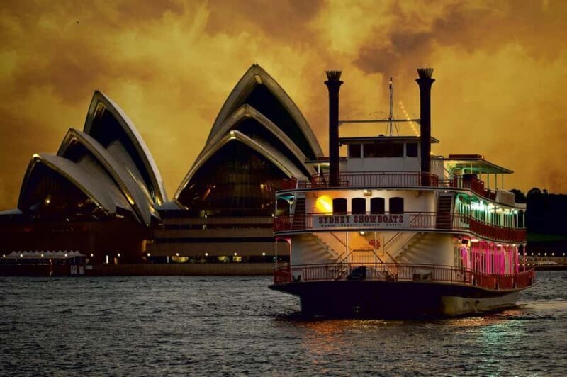 Sydney Harbour: Cabaret Cruise with 3-Course Dinner - An approachable way to see Sydney Harbour