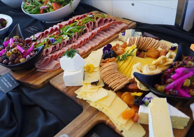 Sydney: Harbour Cruise with Buffet Lunch - An In-Depth Look at the Sydney Harbour Cruise Experience