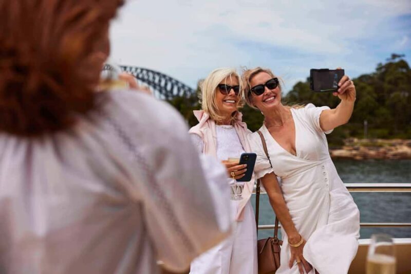 Sydney Harbour Experience 90-minute Sightseeing Cruise - What You Can Expect During the Tour