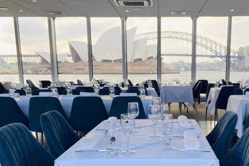 Sydney Harbour Lunch Cruise: 360° Glass Boat Views & Buffet
