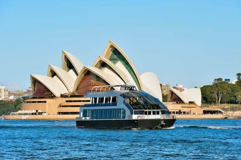Sydney Harbour Lunch Cruise: 360° Glass Boat Views & Buffet