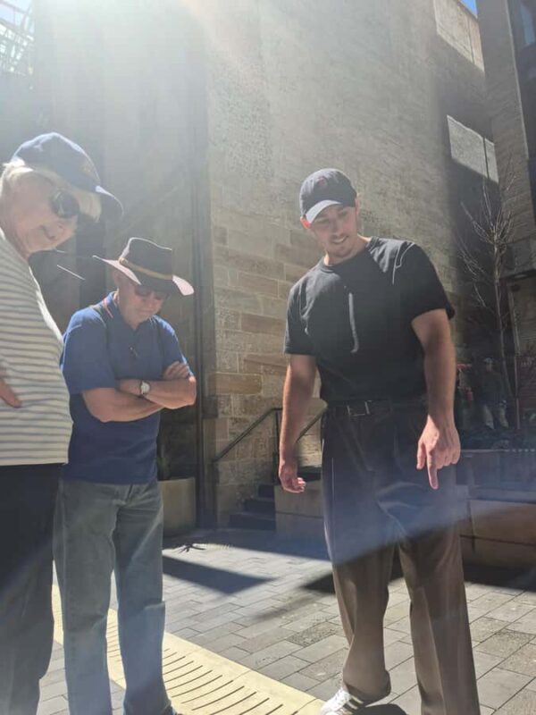 Sydney Highlights Walking Tour: Bridge Rocks House - The Sum Up