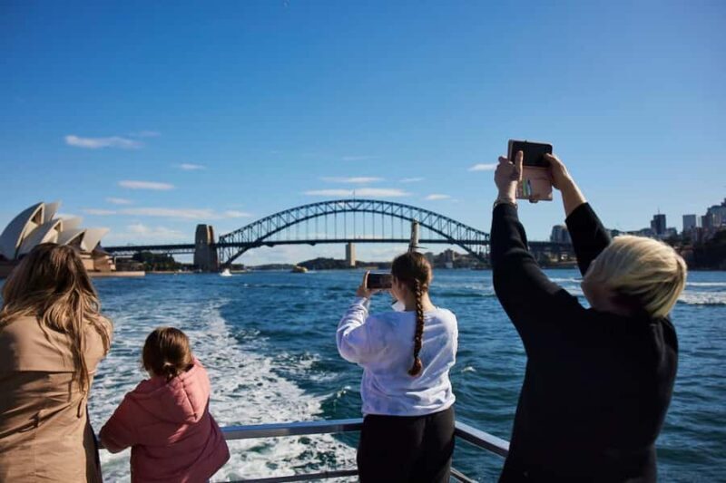 Sydney: Mother's Day Harbour Cruise with Lunch and Drinks - Setting Sail for a Celebratory Experience