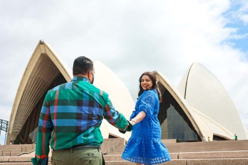 Sydney: Private Photoshoot outside the Opera House - An In-Depth Look at the Sydney Opera House Photoshoot