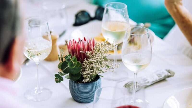 Sydney: Sydney Harbor Lunch Cruise with Welcome Drink - Key Points