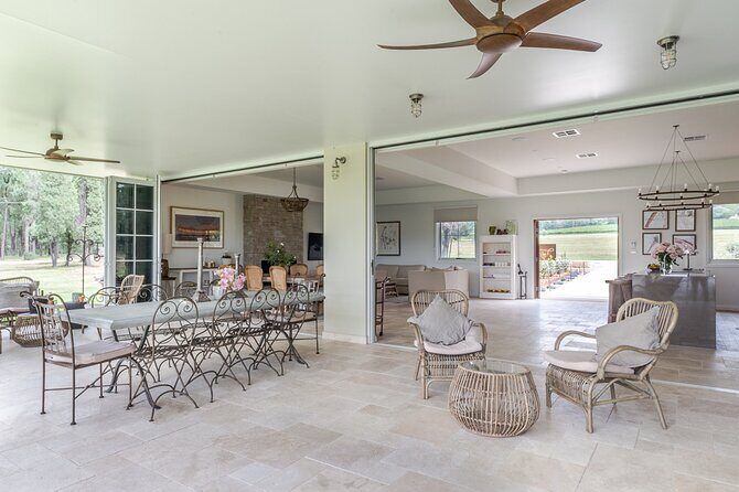 Sydney to Hunter Valley Wine Tour | Gin, Lunch, Chocolatier Visit - The Sum Up