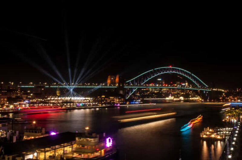 Sydney: Vivid Festival of Light Harbor Cruise with Dinner - Experience Overview