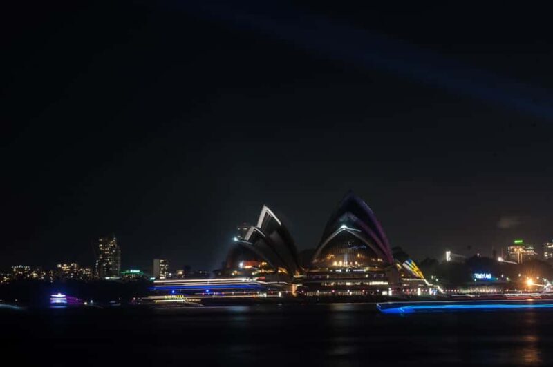 Sydney: Vivid Festival of Light Harbor Cruise with Dinner - The Sum Up