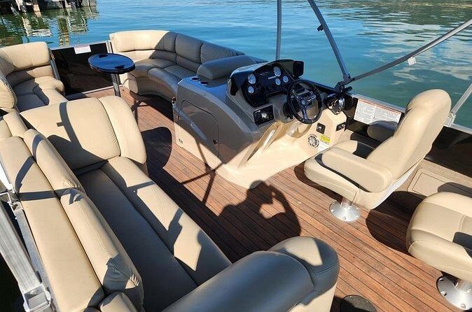 Sylvan Mirage 8522 PartyFish Pontoon Boat Rental - Who Will Love This Experience?