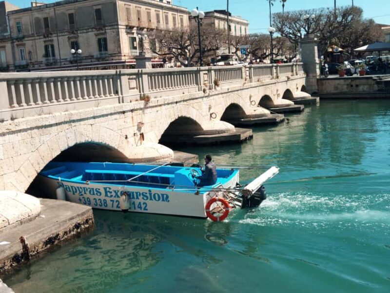 Syracuse: boat tour of sea caves and Ortigia, Papyrus Excursion - What to Expect from the Syracuse Boat Tour with Papyrus Excursion