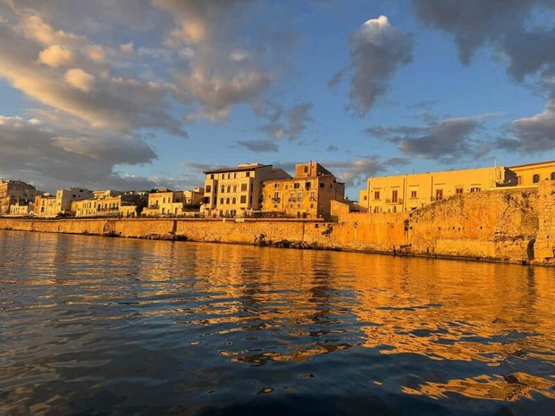 Syracuse: Boat Trip with Lunch, Wine, and Swimming Stops - Exploring Syracuse from the Water