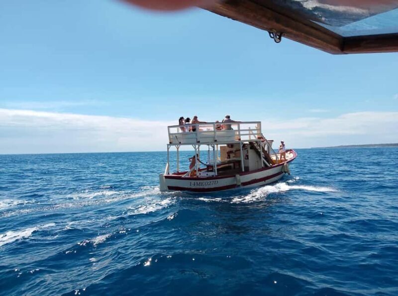 Syracuse: Boat Trip with Lunch, Wine, and Swimming Stops - FAQ