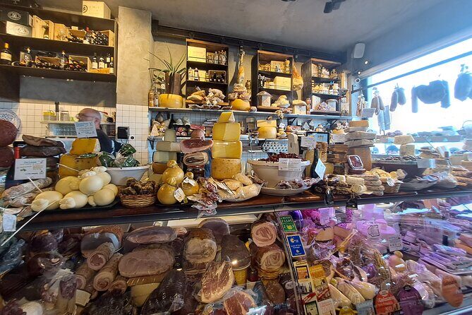 Syracuse Ortigia - Sicilian Street Food Tour by Do Eat Better - Sweet Finale: Granita and Cannoli