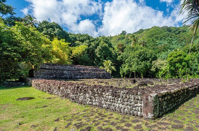 Tahiti Grand Circle Adventure: Private Shore Tour 8 Hours - FAQ