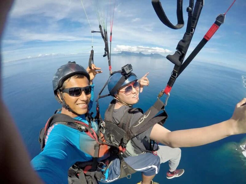 Tahiti : Tour de lîle (Full Day) avec Parapente - The Paragliding Experience: An Unforgettable Flight