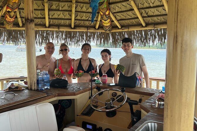 TAILFINS Tiki Boat Destin/Crab Island (6HRS/PRIVATE) - Exploring the 6-Hour Private Tiki Boat Tour in Destin