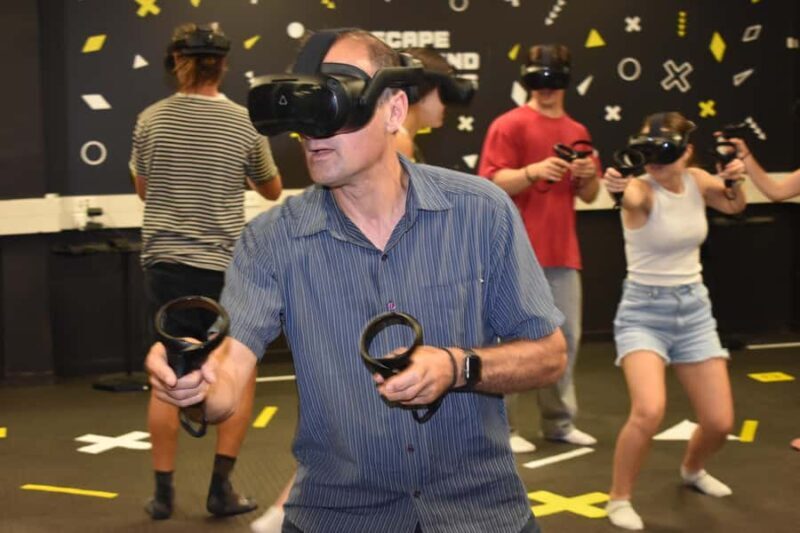 Takapuna: Free-Roaming Virtual Reality Multiplayer - Key Points