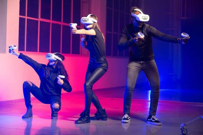 Takapuna: Free-Roaming Virtual Reality Multiplayer - An In-Depth Look at Takapunas VR Experience