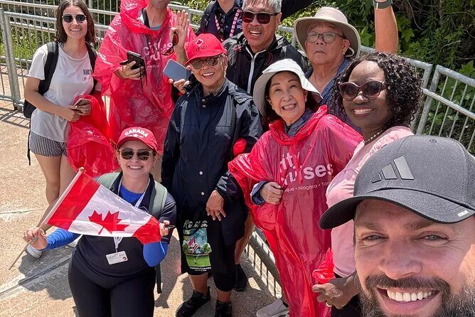 Takes Flight and Table Rock Niagara Discovery Walk - Key Points  