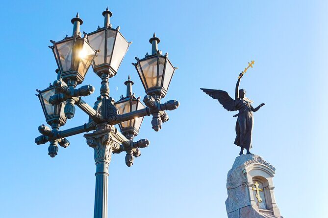 Tales of Tallinn 4 Hour Sightseeing Tour - Toompea Hill & Scenic Vistas – 1 Hour 10 Minutes