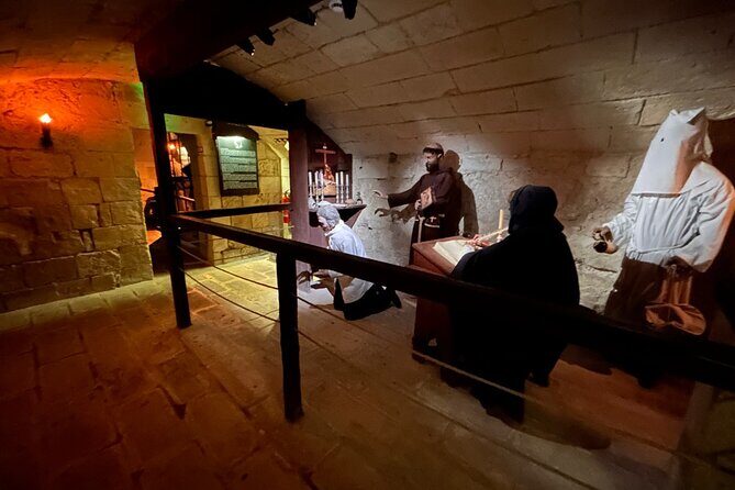 Tales of Torture in Mdina Dungeons - Guided Tour - The Guide: A Key Element