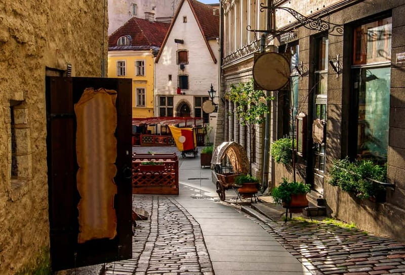 Tallinn: Guided Old Town Historical Walking Tour - Who Would Love This Tour?