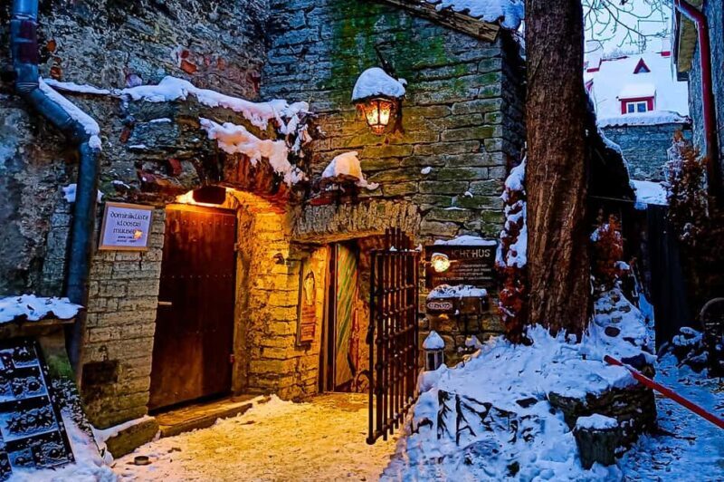 Tallinn Tales: City Highlights Guided Walking Tour - Key Points