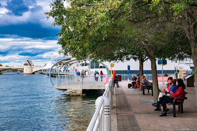 Tampa Florida Scavenger Hunt Walking Tour - The Experience in Detail