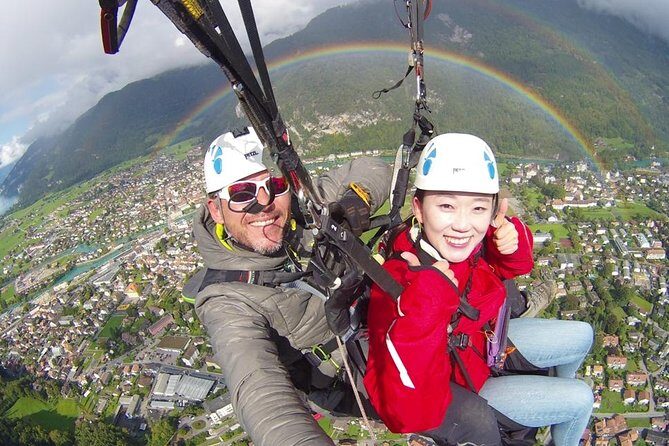 Tandem Paragliding Flight in Lombardy - A Deep Dive into the Paragliding Experience
