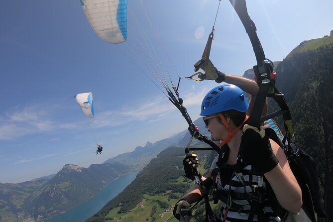 Tandem Paragliding Flight in the Lucerne Region - What to Expect from Your Lucerne Paragliding Adventure