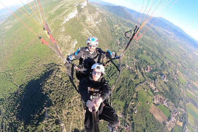 Tandem Paragliding Flight on Capaccio Paestum in Salerno - Who Should Consider This Tour?