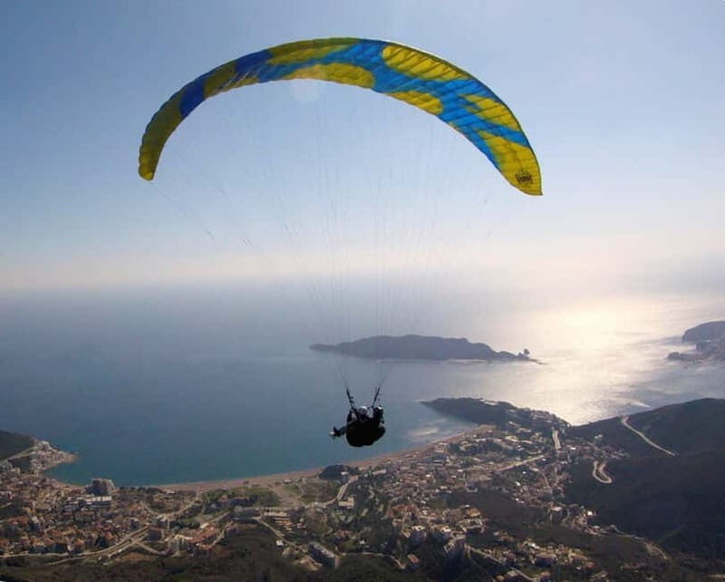 Tandem Paragliding in Budva with Expert Pilots/All-inclusive - Transport and Convenience