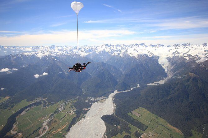 Tandem Skydive 16,500ft from Franz Josef - Who Should Consider This?
