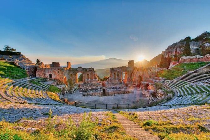 Taormina and Seaside - An In-Depth Look at the Itinerary
