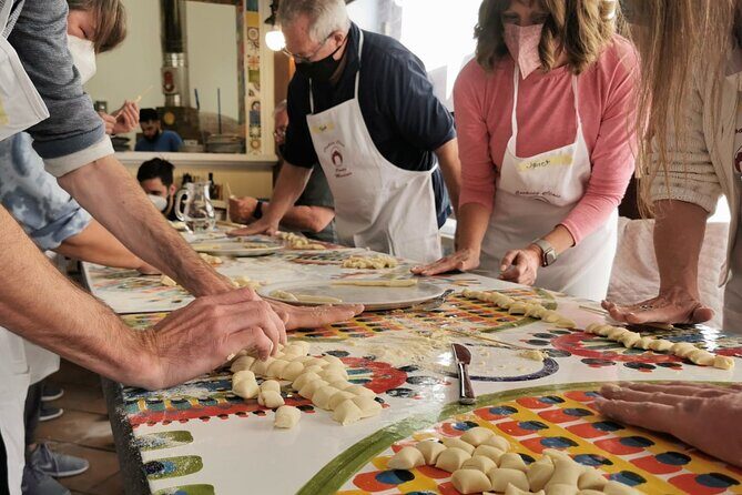 Taormina Pizza Making Class- From Messina - Who Will Love This Tour?