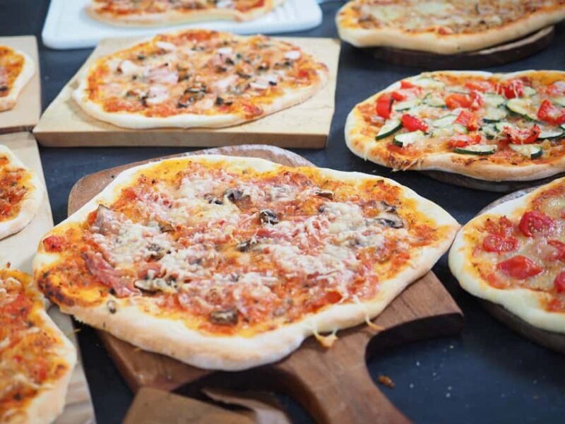 Taormina: Pizza Making Class with Lunch and Wine Tasting - Key Points