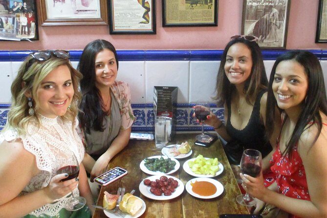 Tapas and history tour ending with churros with chocolate - The Itinerary in Detail: What You Can Expect