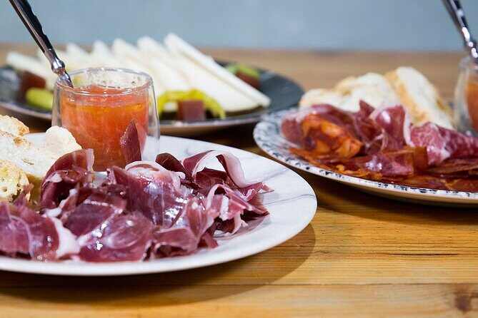 Tapas Dinner and Flamenco Show in Valencia - Authenticity and Cultural Depth